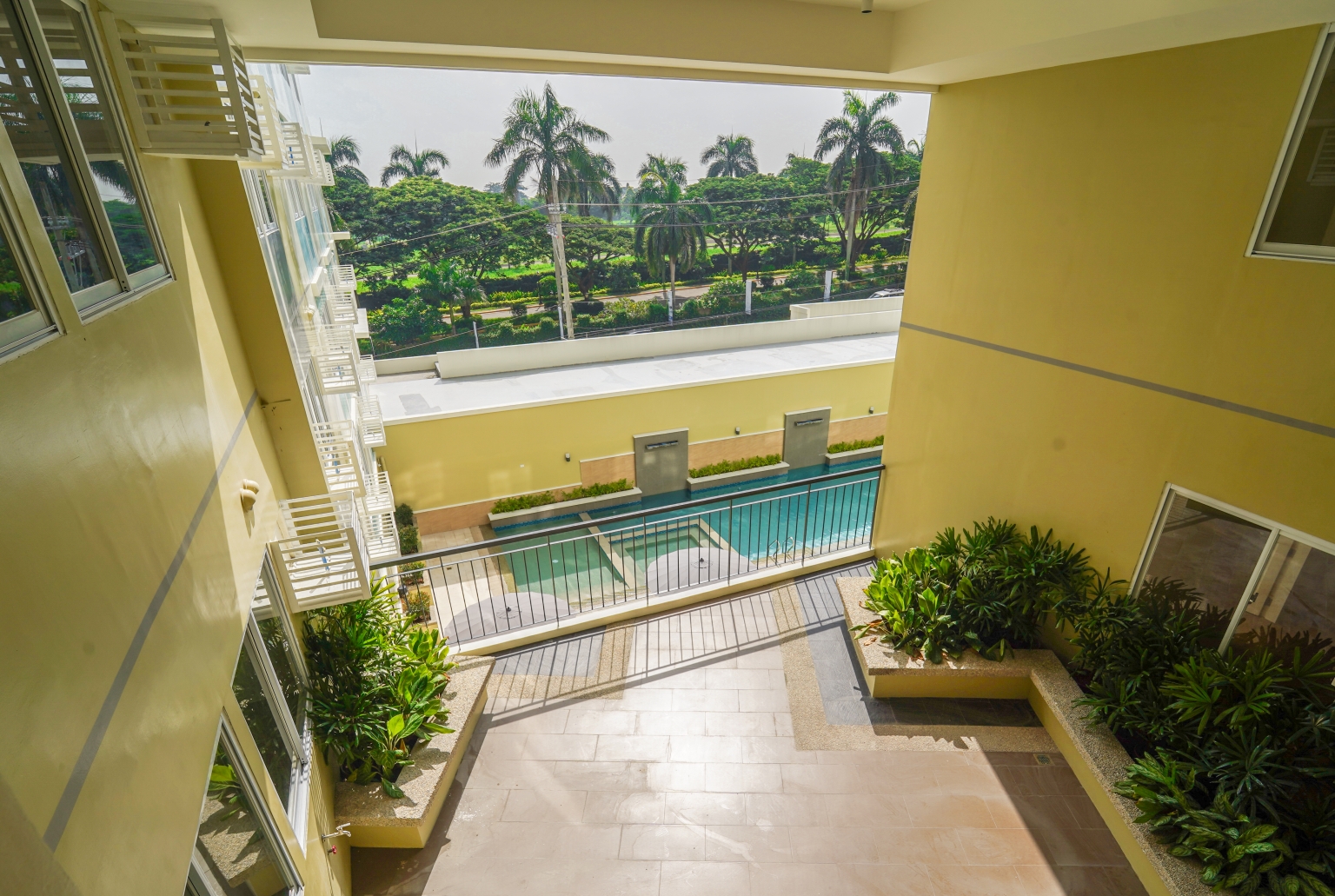 Berkeley Suites: Affordable luxury in Cavite’s growth hub - Cathay Land ...